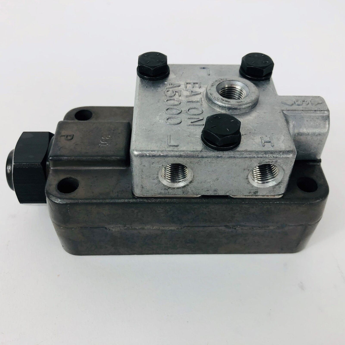Part# A5000 Fuller Valve – Wallwork Truck Parts